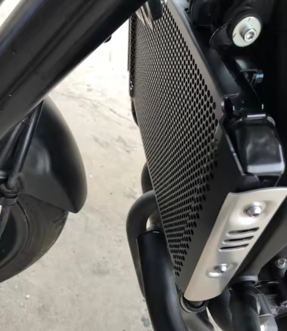 MT09 RADIATOR GRILL PROTECTOR – Bike Bits